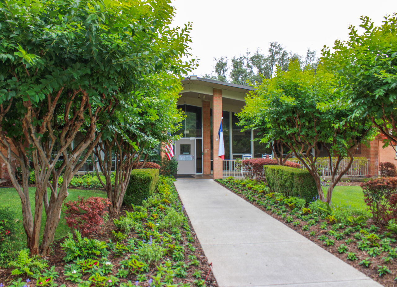 Caring it's what we do best - Five Points at Lake Highlands Nursing and ...
