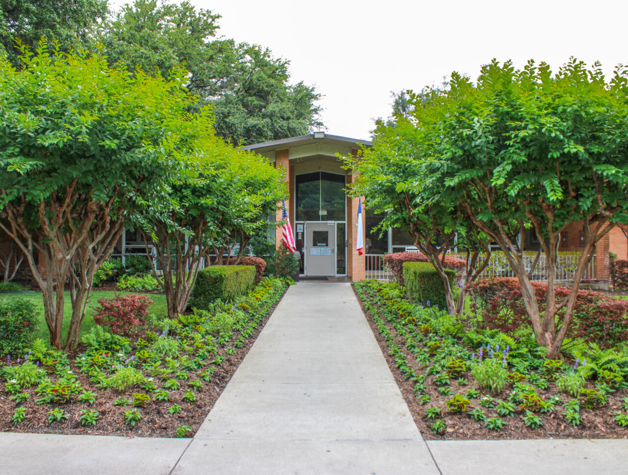 Caring it's what we do best - Five Points at Lake Highlands Nursing and ...
